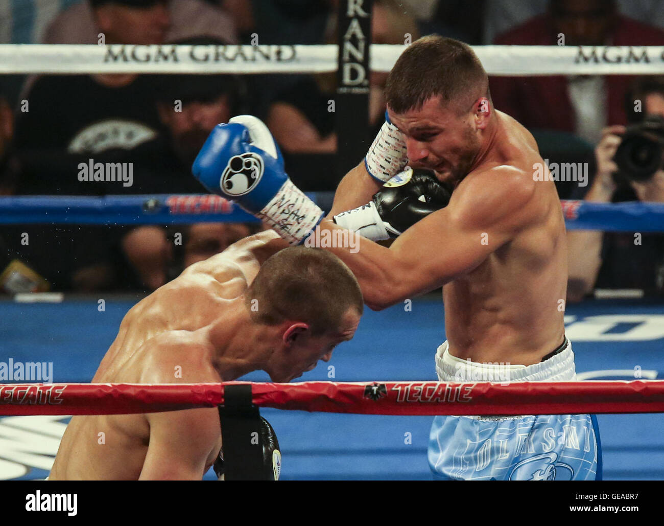 Las Vegas, Nevada, USA. 23rd July, 2016. Tommy Karpency fights against ...