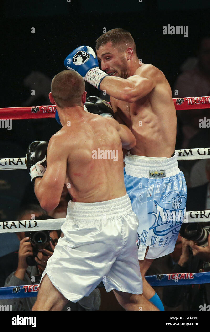 Las Vegas, Nevada, USA. 23rd July, 2016. Tommy Karpency fights against ...
