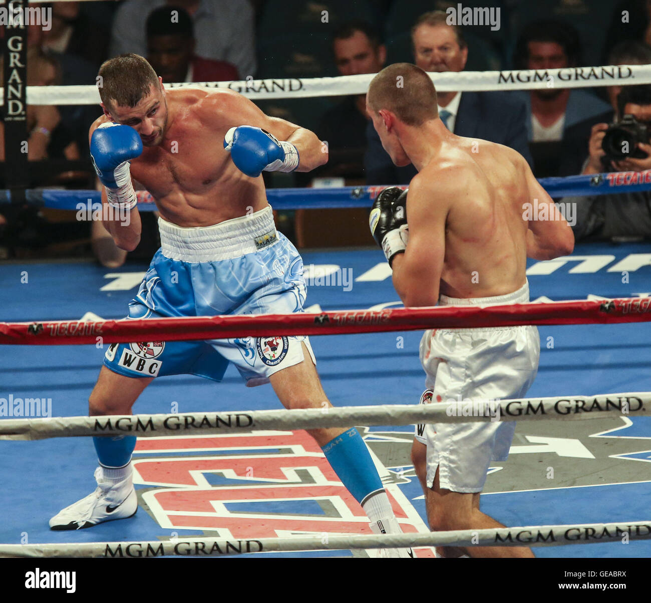 Las Vegas, Nevada, USA. 23rd July, 2016. Tommy Karpency fights against ...