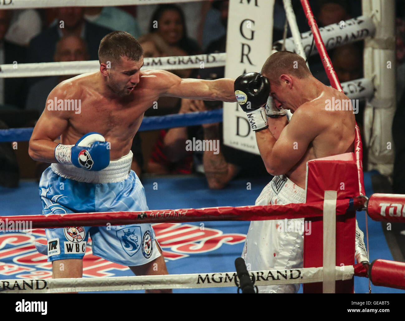 Las Vegas, Nevada, USA. 23rd July, 2016. Tommy Karpency fights against ...