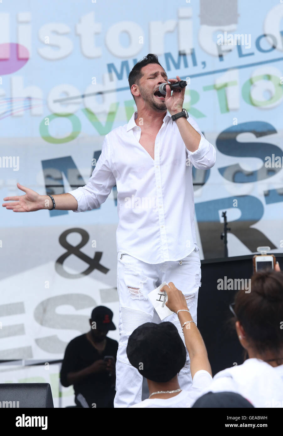 Jon b hi-res stock photography and images - Alamy