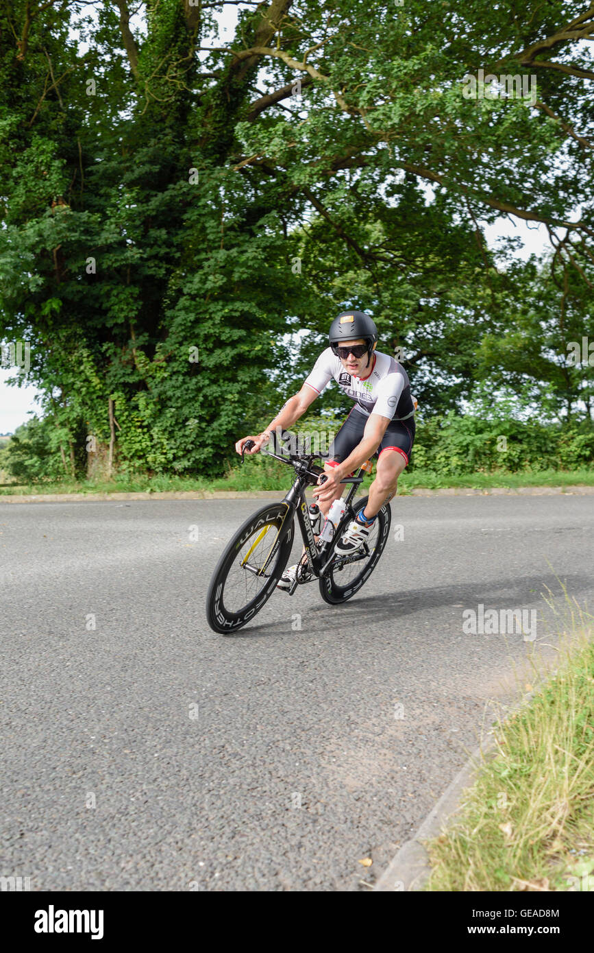 2 4m racing hi-res stock photography and images - Alamy