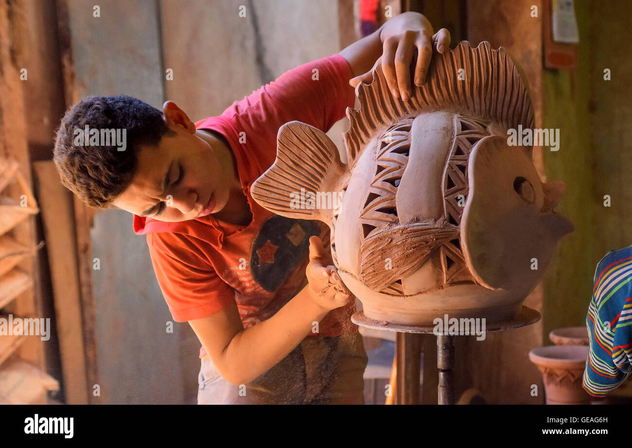 Ancient egyptian pottery workshop hi-res stock photography and images ...