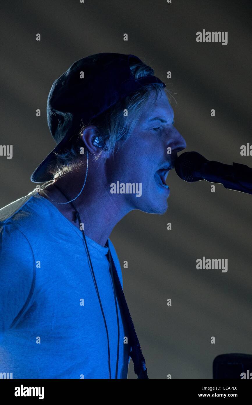 New York, NY, USA. 24th July, 2016. Tyrone Lindqvist, RÜFÜS DU SOL ...