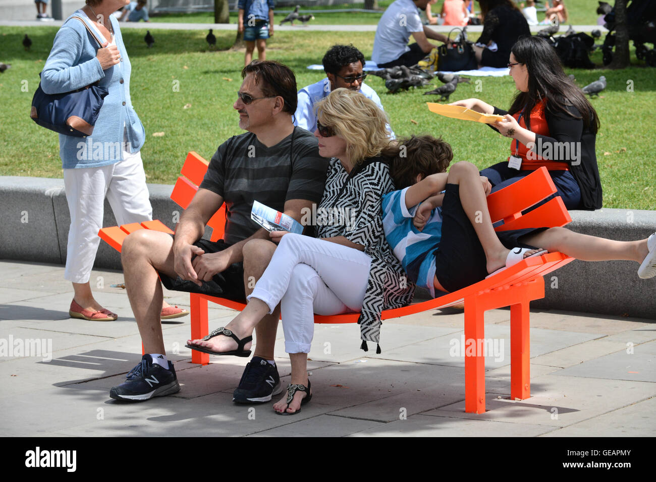 Modified social benches hi-res stock photography and images - Alamy