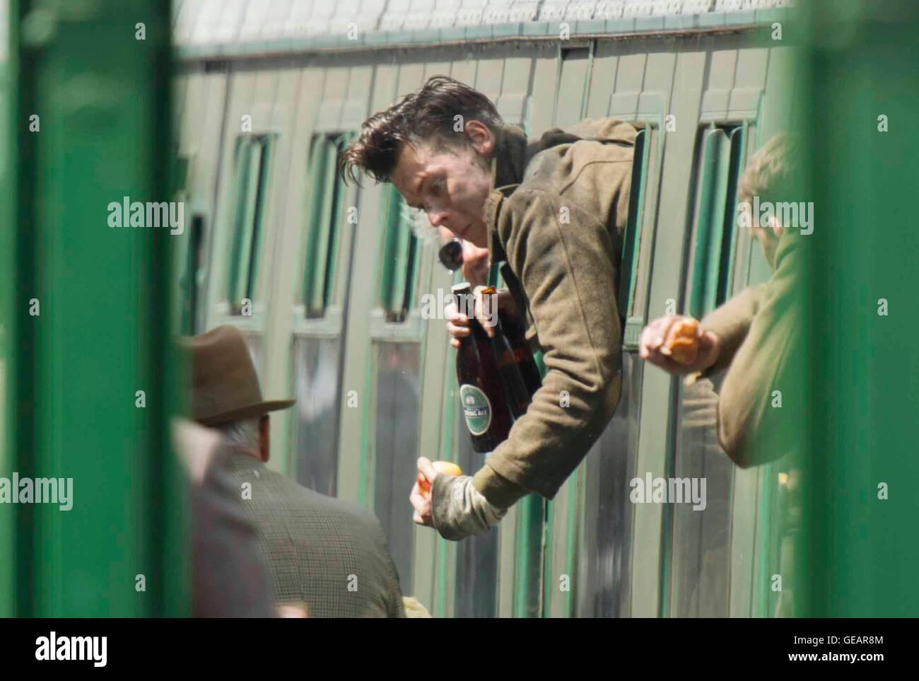 1940 train platform hi-res stock photography and images - Alamy