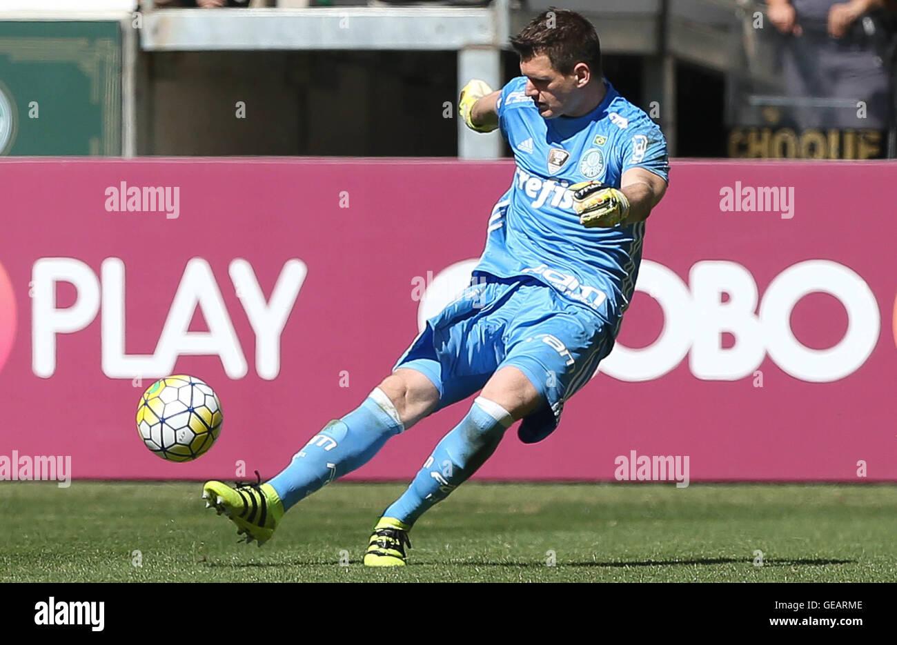 Goalkeeper Vagner, the SE Palmeiras in the match against Atletico ...