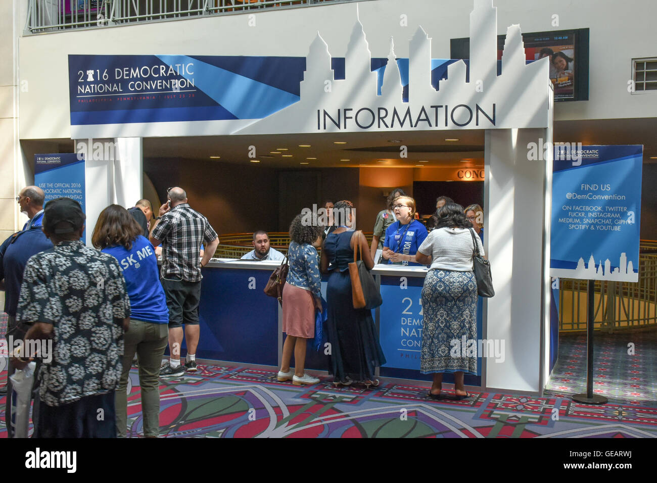 Democratic convention delegates hi-res stock photography and images - Alamy