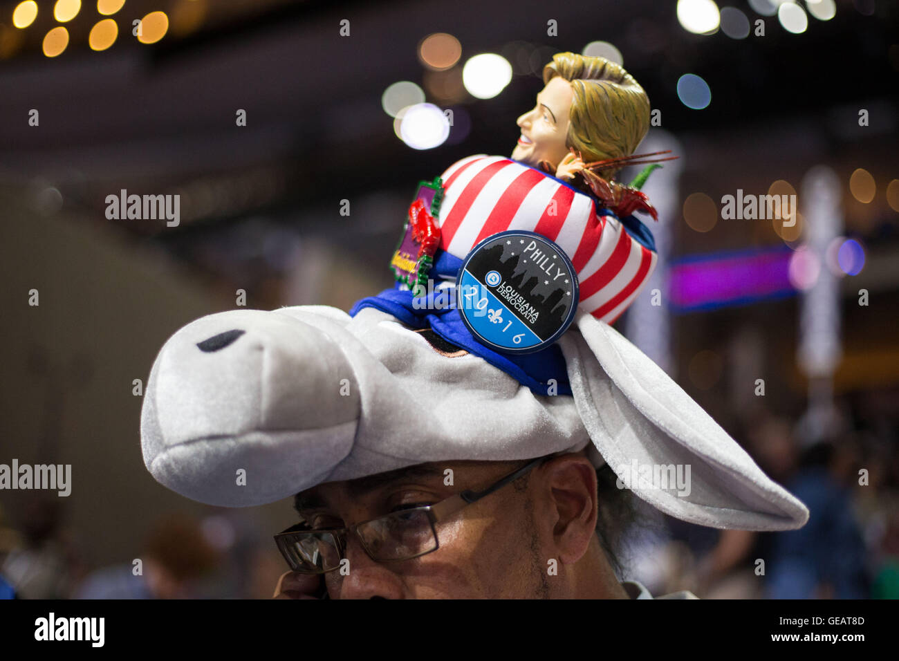 Delegate hat hi-res stock photography and images - Alamy