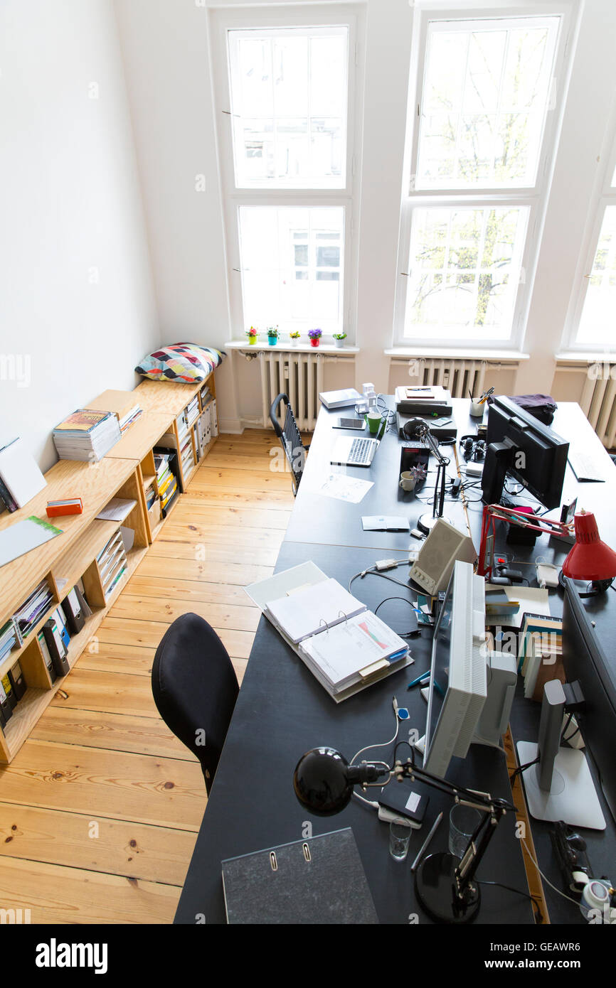 Empty workspace in office germany hi-res stock photography and images ...