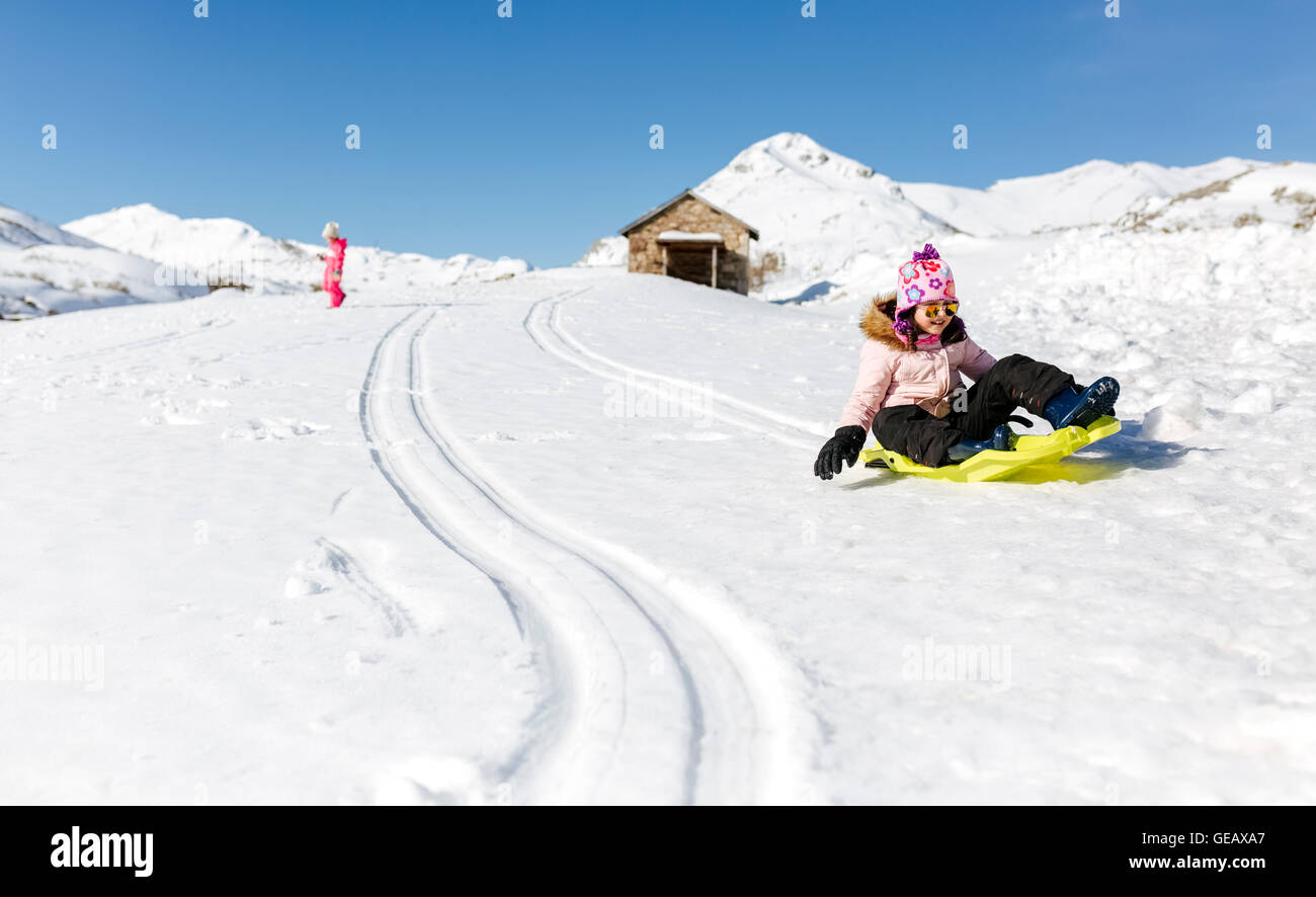 Girl skiing spain hi-res stock photography and images - Alamy