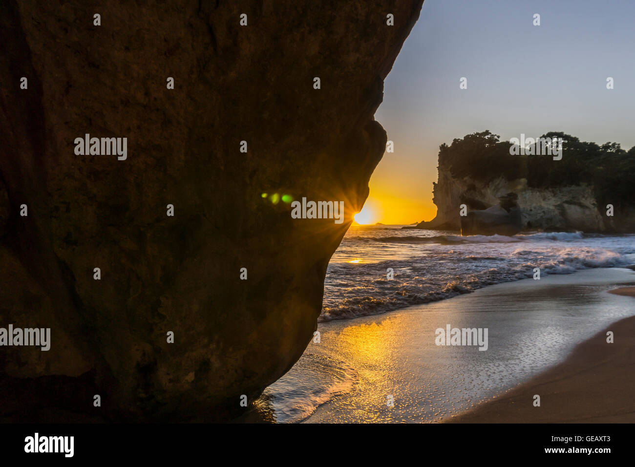 Wanganui rock hi-res stock photography and images - Alamy