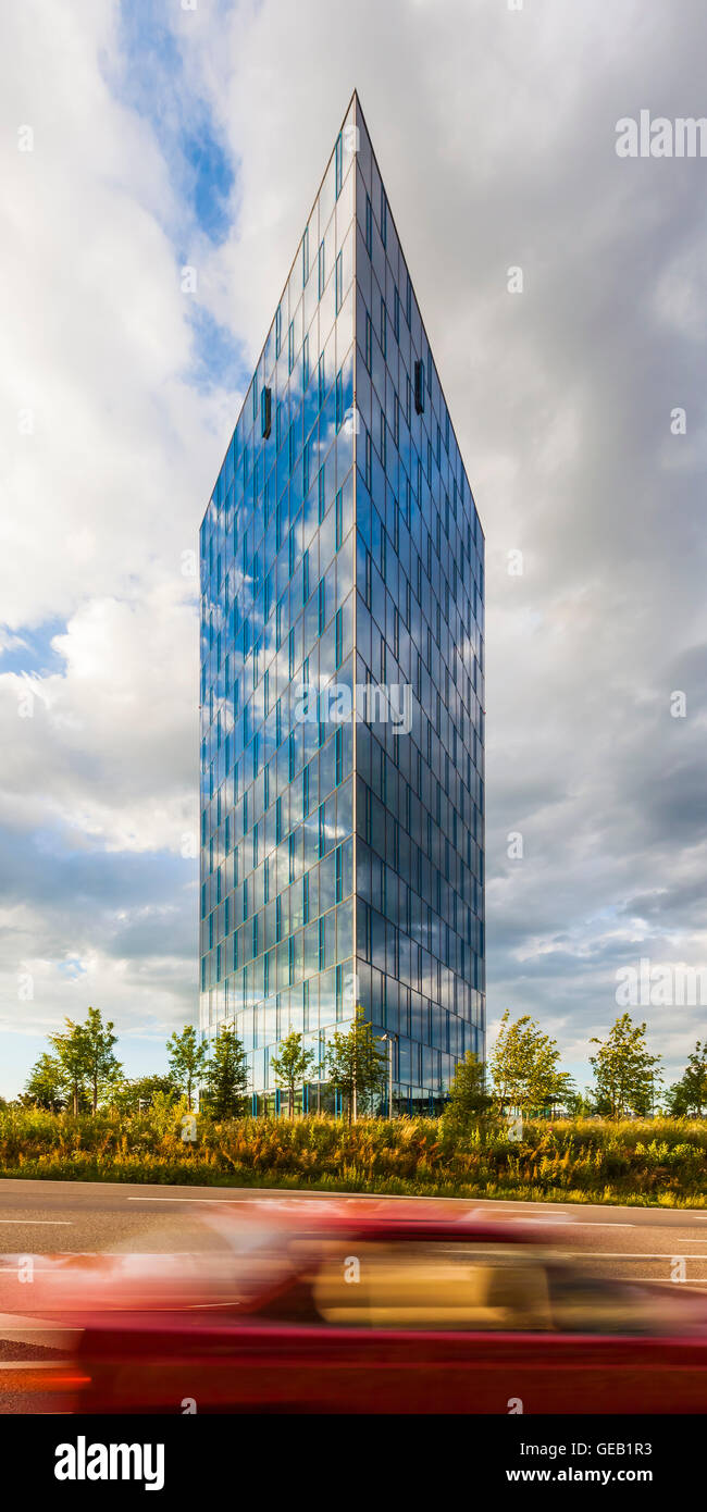 Germany, Stuttgart, view to modern office building with reflection of ...