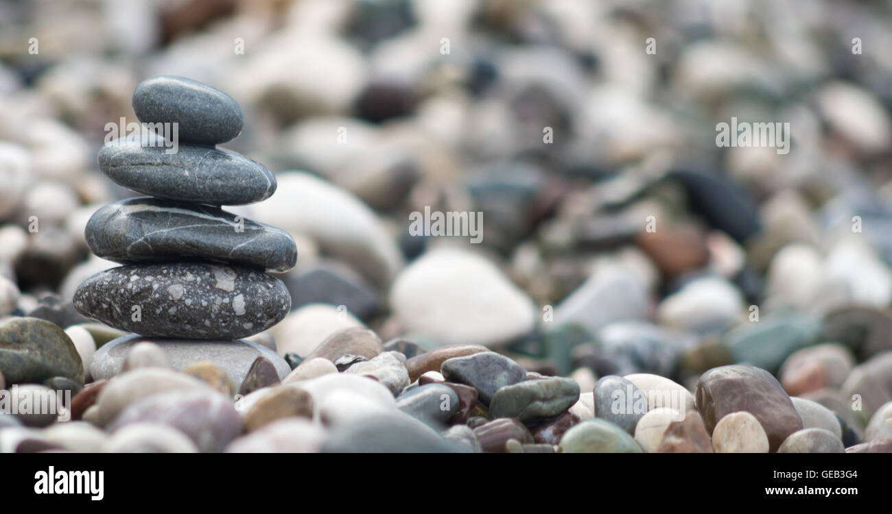 Pebble tower on beach hi-res stock photography and images - Alamy