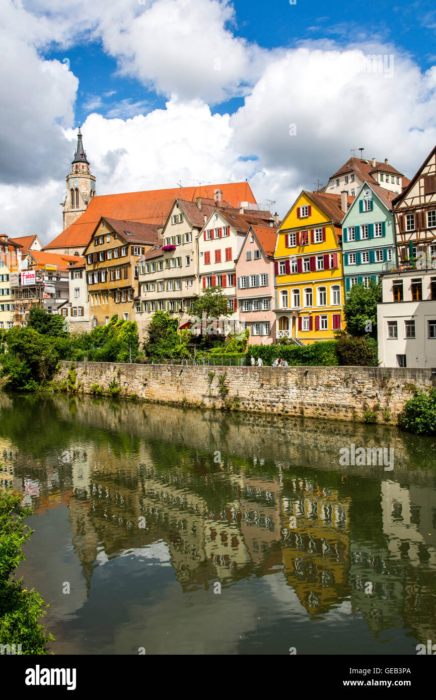 Old Town skyline of Tübingen, Neckar front with Collegiate Church ...