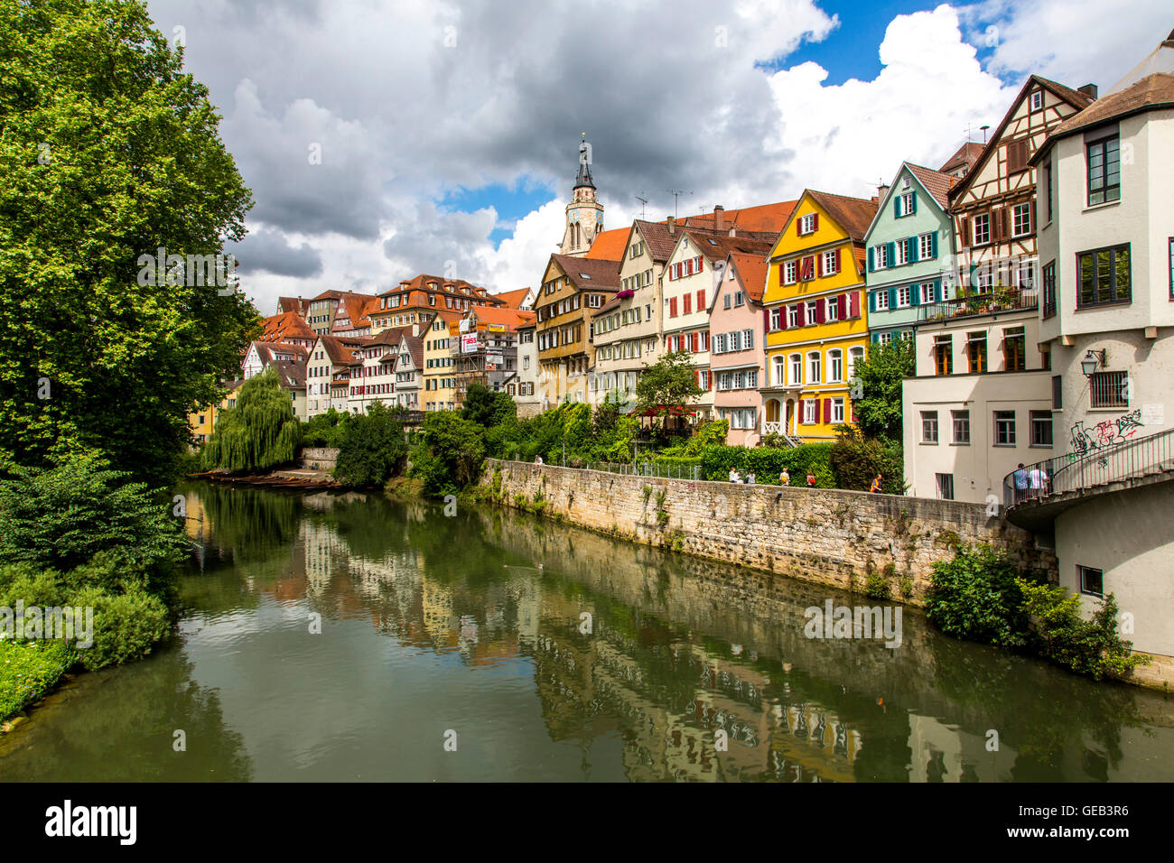 Old Town skyline of Tübingen, Neckar front with Collegiate Church ...