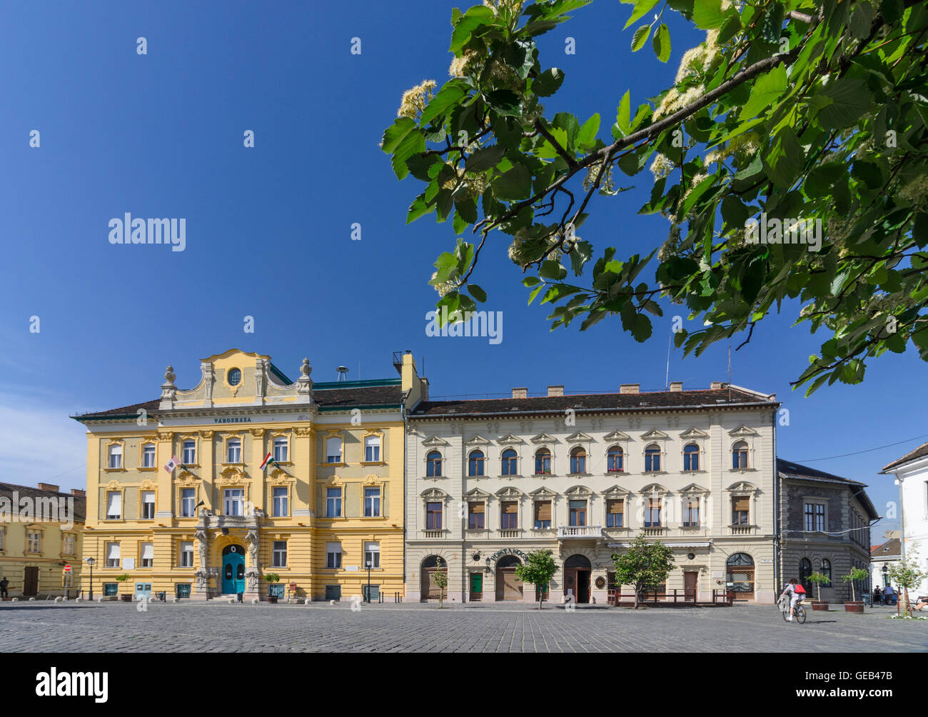Budapest fo ter main square hi-res stock photography and images - Alamy