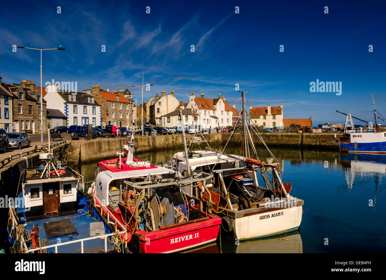 Pittenweem fife harbour fishing boats hi-res stock photography and ...