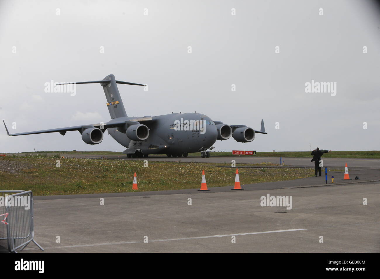 The Boeing C-17 Globemaster III is a large military transport aircraft ...