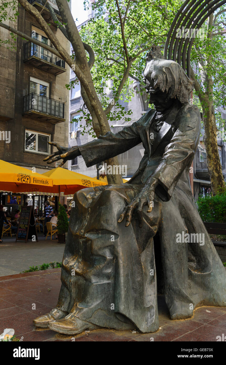 Budapest: Franz Liszt sculpture on square Liszt Ferenc ter, Hungary ...