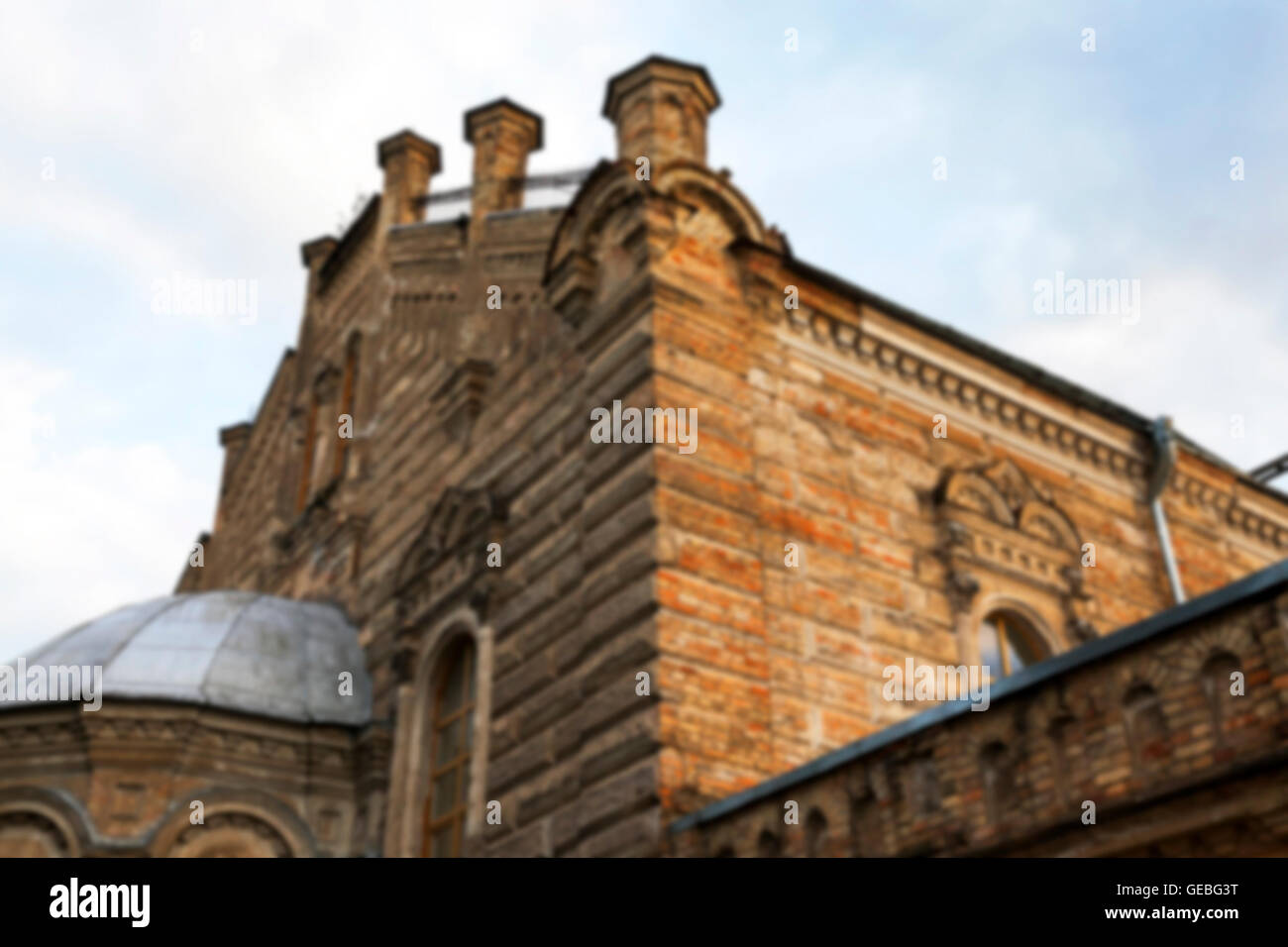 old crumbling building Stock Photo - Alamy