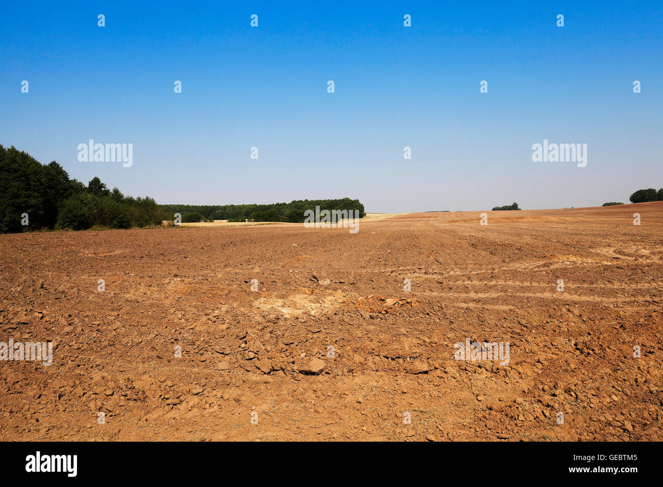 plowed agricultural field Stock Photo - Alamy