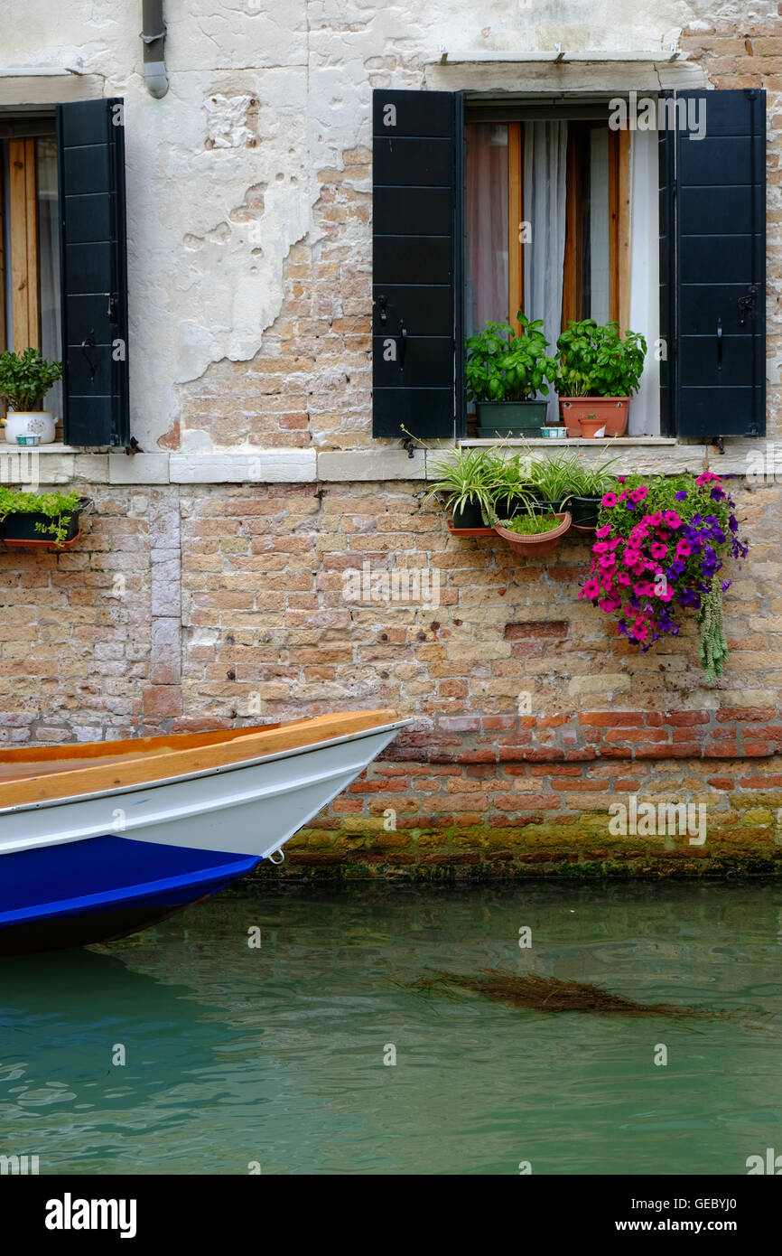 Windows overlooking a canal Venice Italy Stock Photo - Alamy