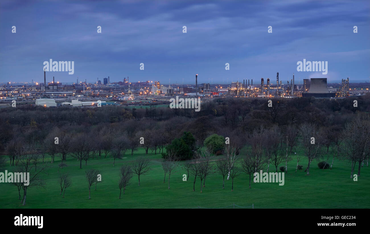 Wilton Chemical plant in evening light, Middlesborough, Teesside ...