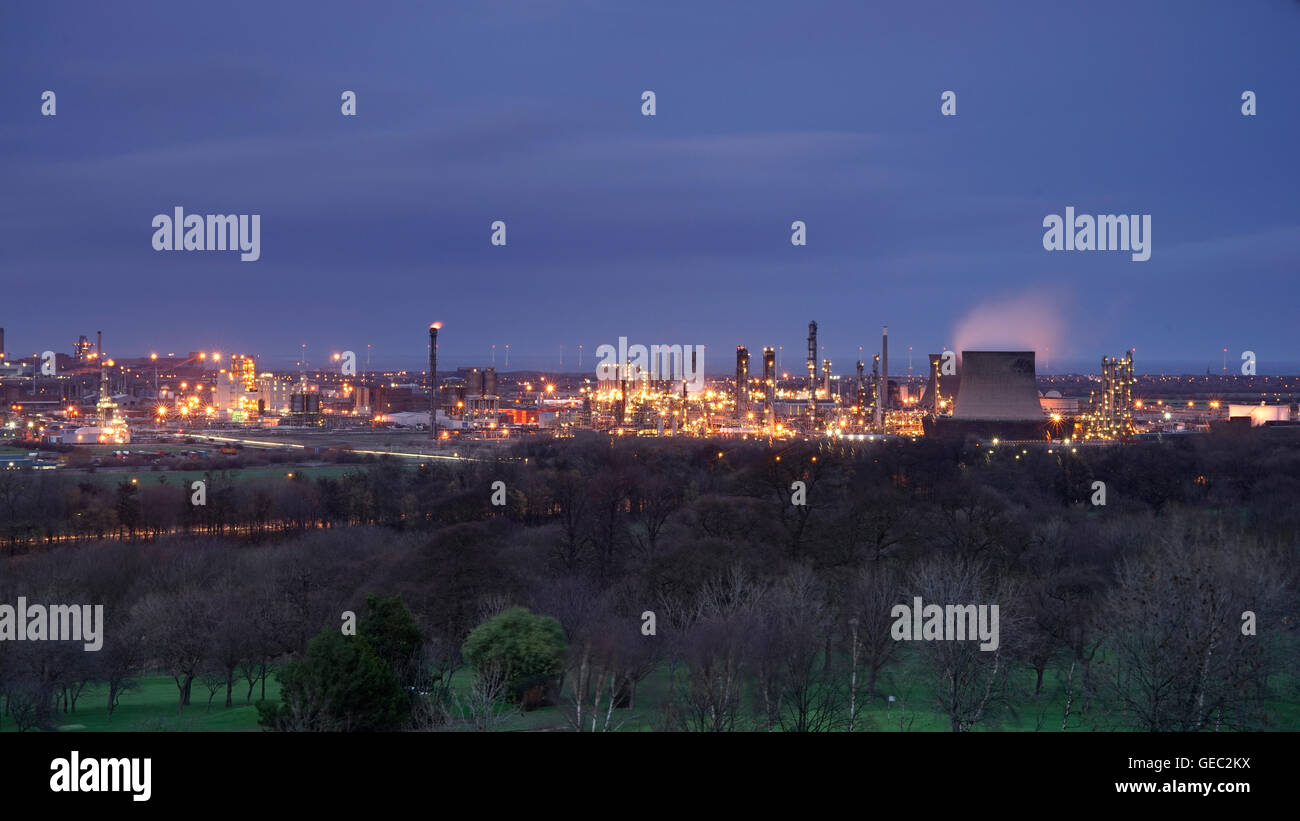 Wilton Chemical plant in evening light, Middlesborough, Teesside ...