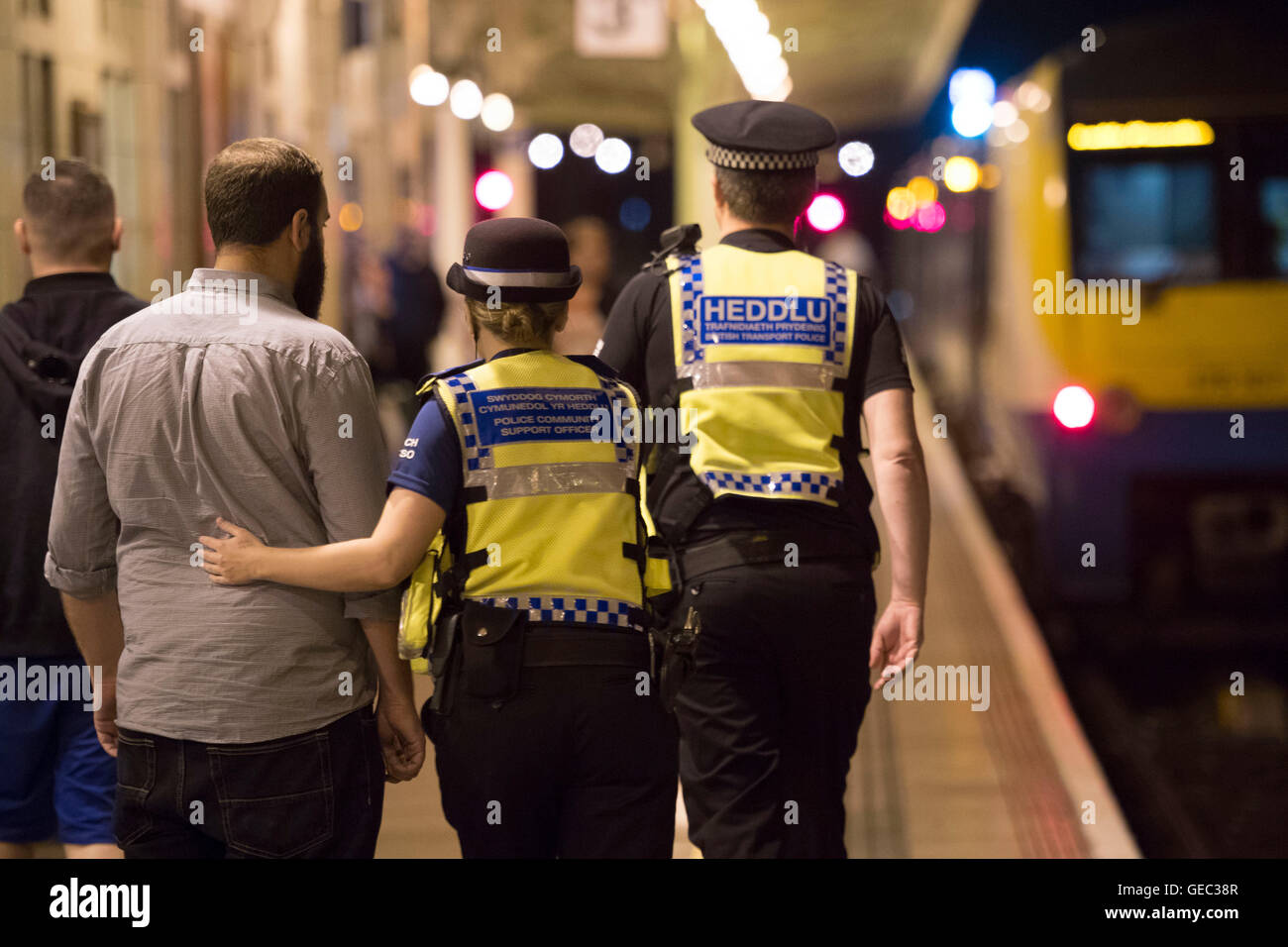 British transport police btp cardiff hi-res stock photography and ...