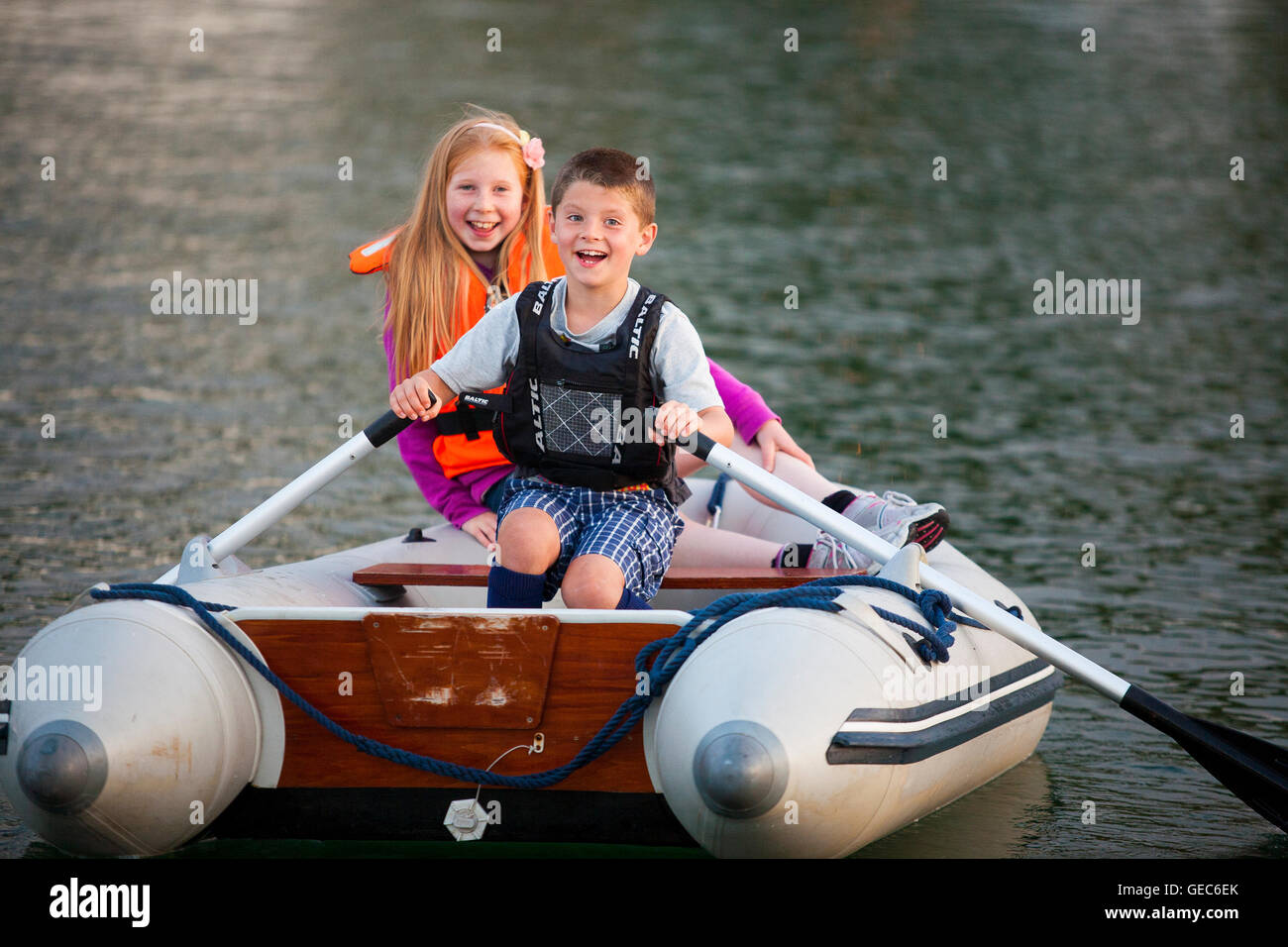 Boy girl in row boat hi-res stock photography and images - Alamy