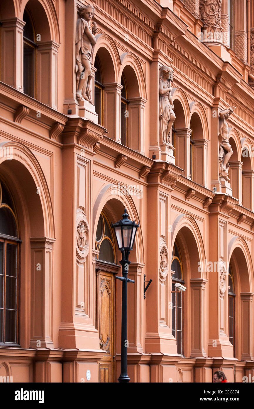 Beautiful buildings and diverse architecture greet visitors turning ...