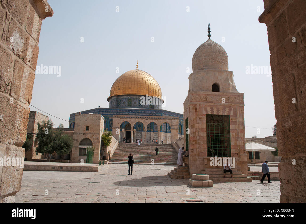 Jerusalem Old City, Israel: the Dome of the Rock, Islam shrine on ...
