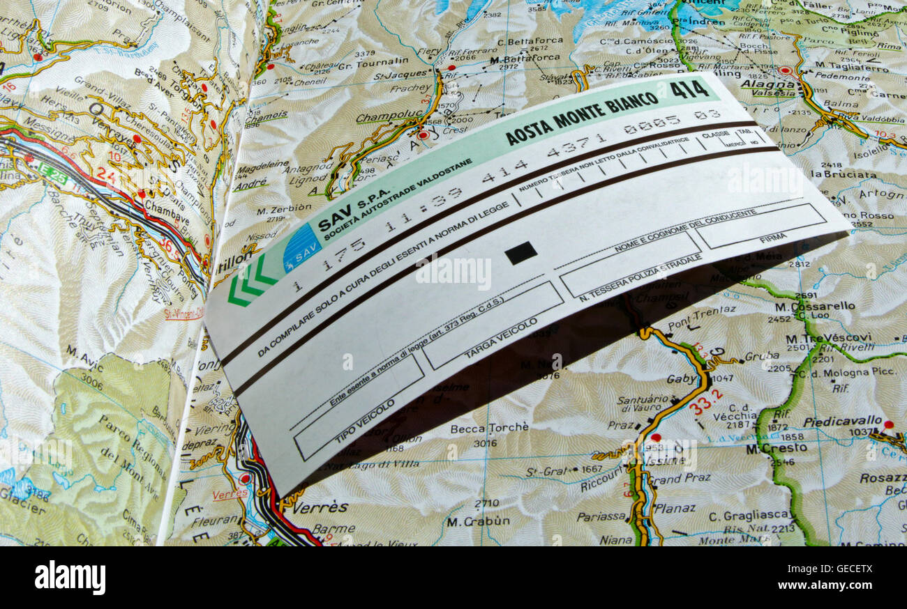 Road atlas europe hi-res stock photography and images - Alamy