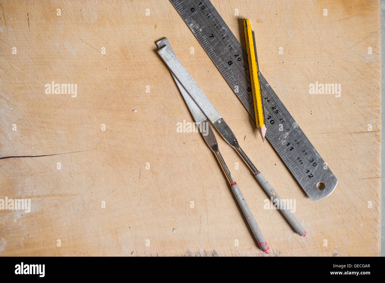 Pencil and ruler hi-res stock photography and images - Alamy