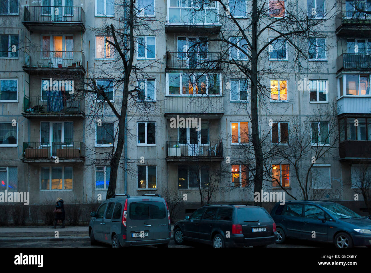 Soviet era apartment block hi-res stock photography and images - Alamy