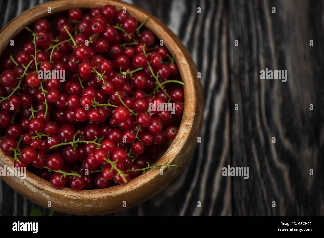 Fresh red currants Stock Photo - Alamy