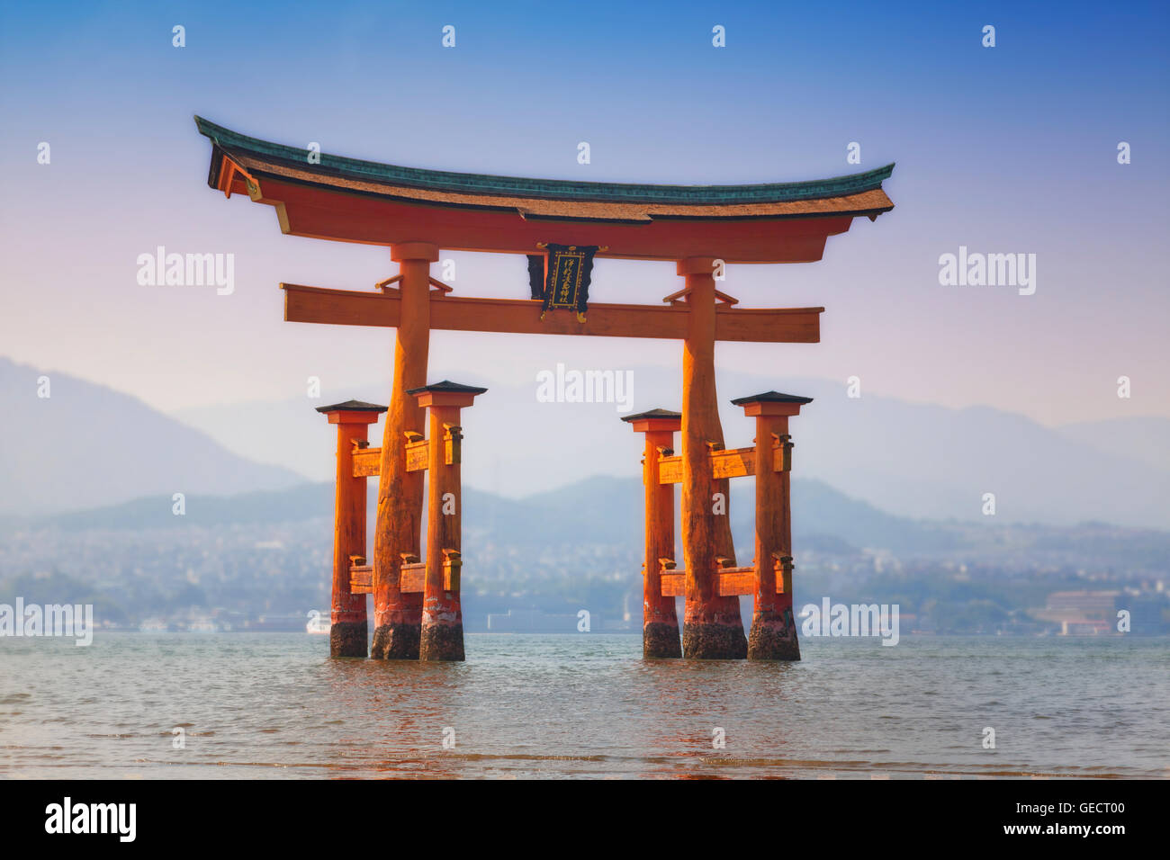 The floating torii gate of Itsukushima Shrine, Japan Stock Photo - Alamy