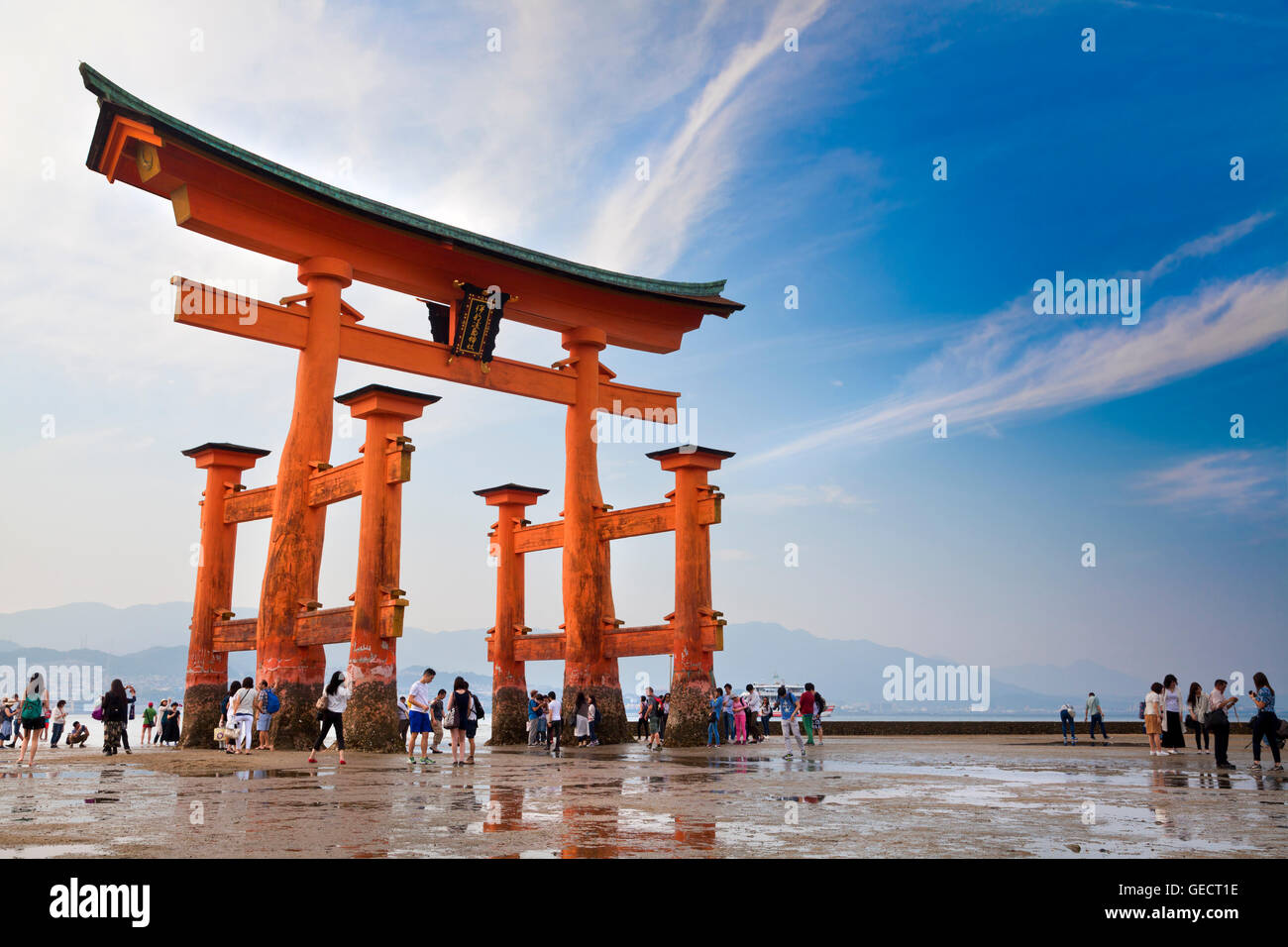 The floating torii gate of Itsukushima Shrine, Japan Stock Photo - Alamy