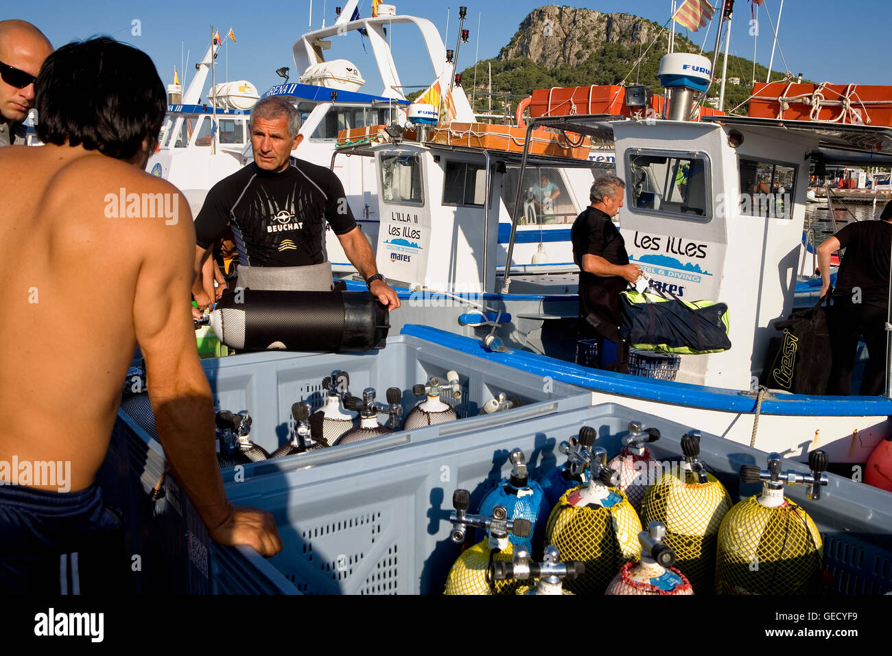 L´Estartit. Port. Divers going to Medes islands.Costa Brava. Girona ...