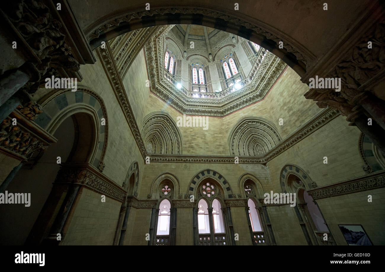 The image of Architecture of CST station or VT station, Mumbai India ...