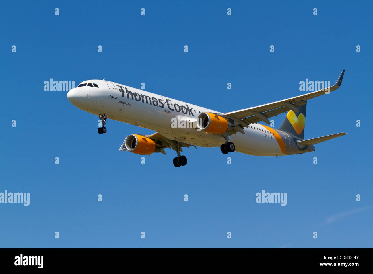 Thomas Cook Scandinavia, Airbus A321, flight DK412, OY-TCE, from ...