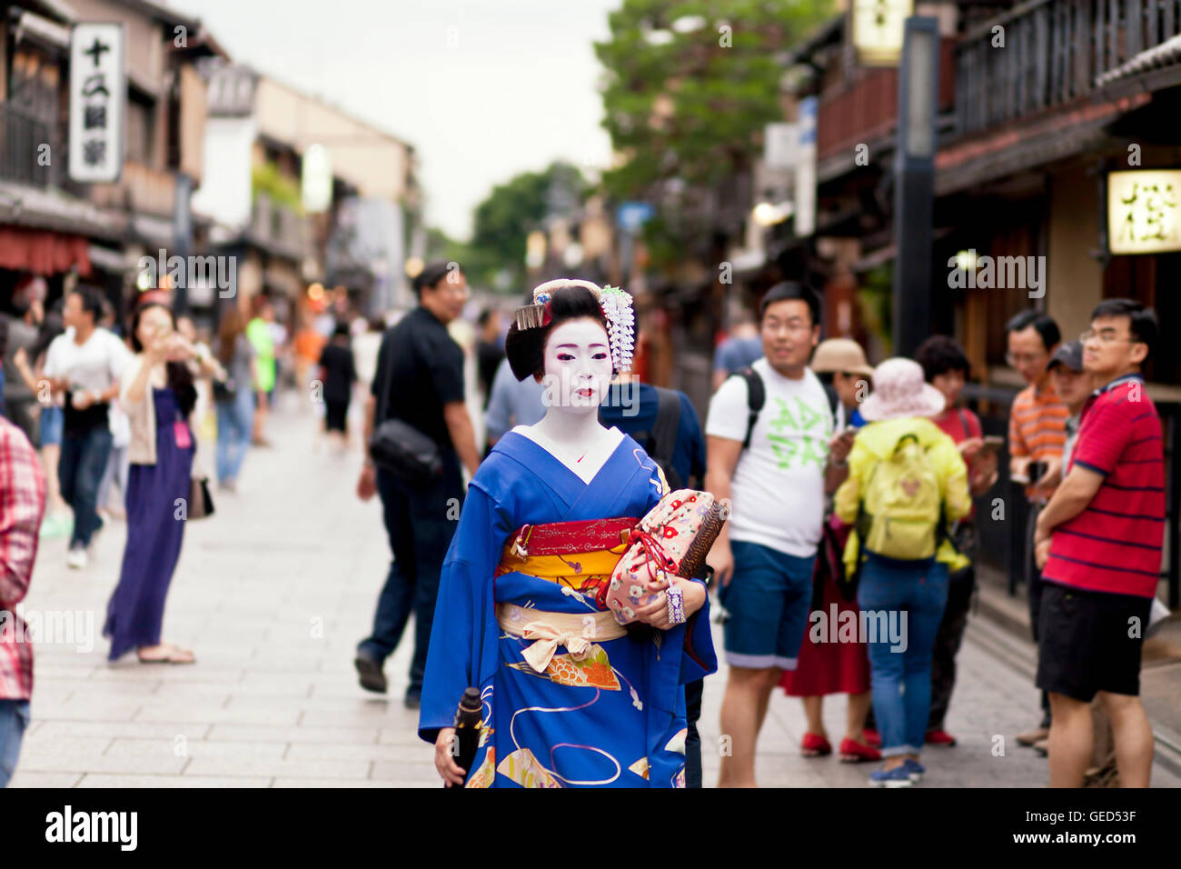 Real geisha hi-res stock photography and images - Alamy