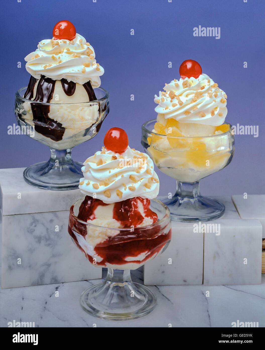 Mini ice cream sundaes Stock Photo - Alamy