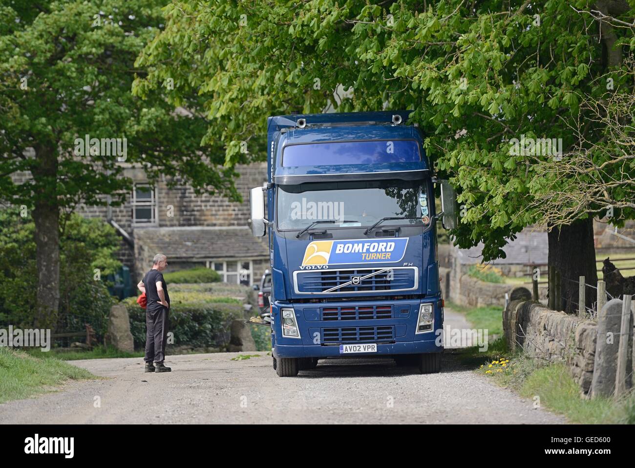 Low loader tractor hi-res stock photography and images - Alamy