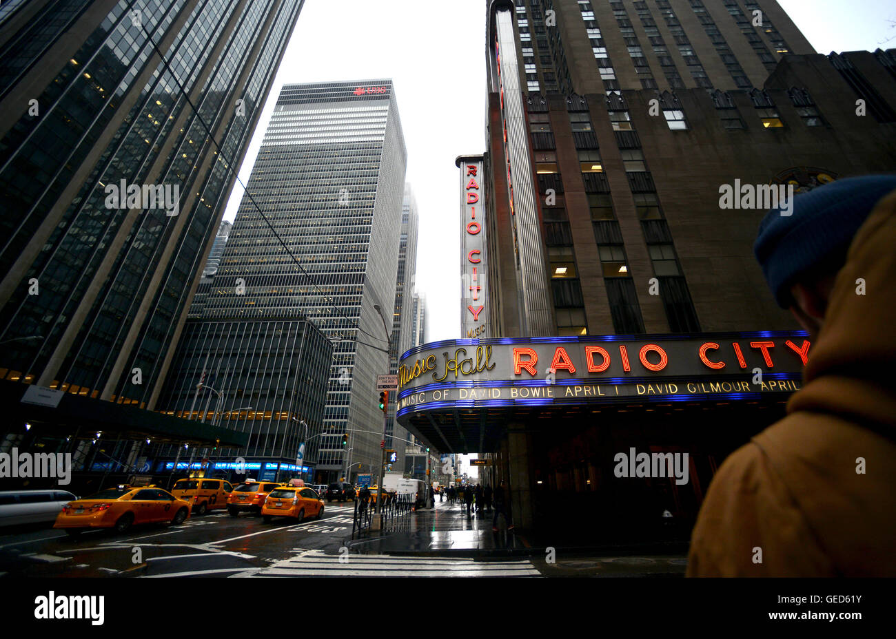 Music and raido hi-res stock photography and images - Alamy