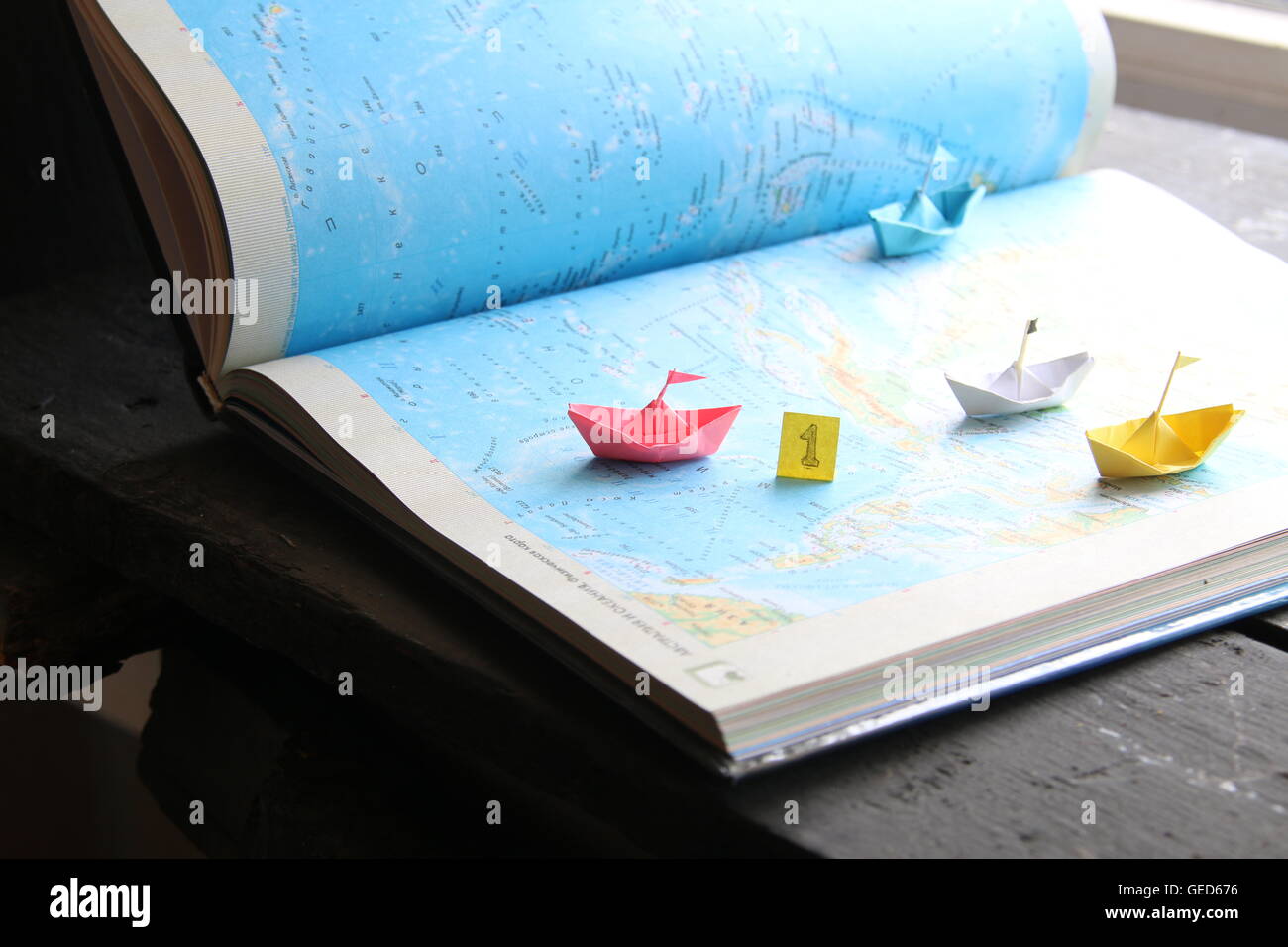 Prize winner sign hi-res stock photography and images - Alamy