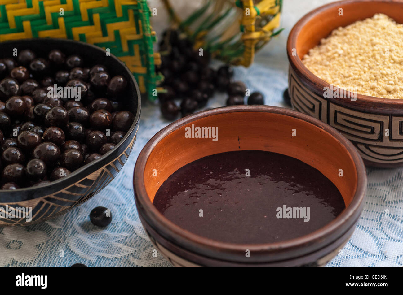 Terracota bowls hi-res stock photography and images - Alamy