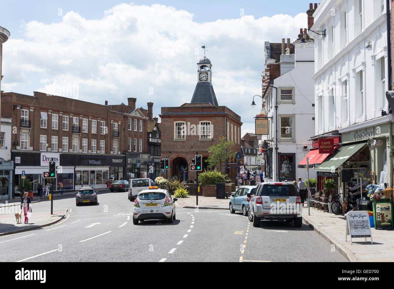 Town hall reigate hi-res stock photography and images - Alamy