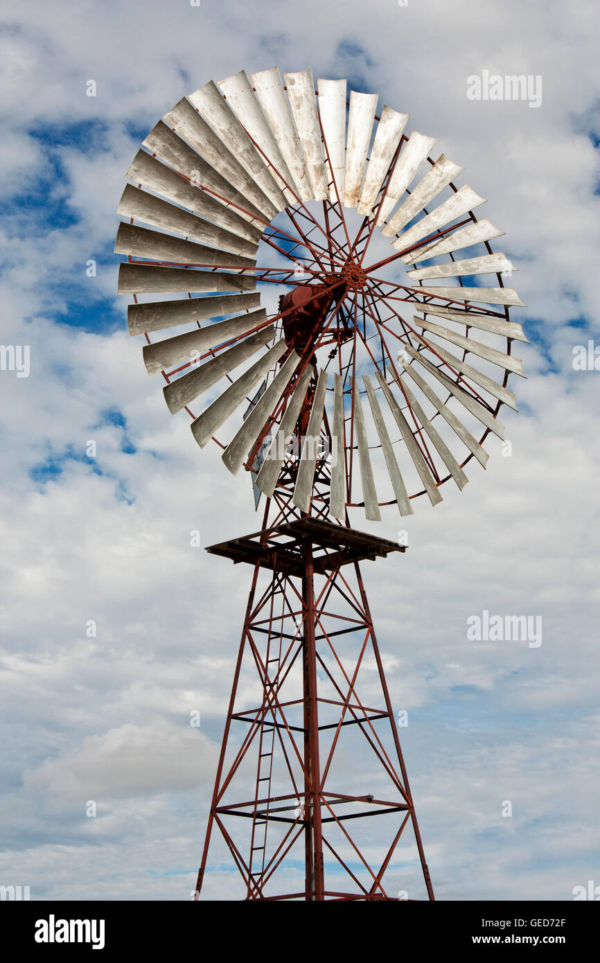 Australian old windmill hi-res stock photography and images - Alamy